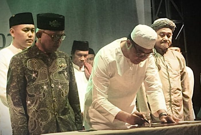 Wali Kota Samarinda Tandatangani Prasasti Gedung NU Center – GO SAMARINDA